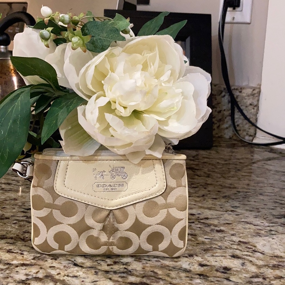 Brand New Coach Mini - Gem